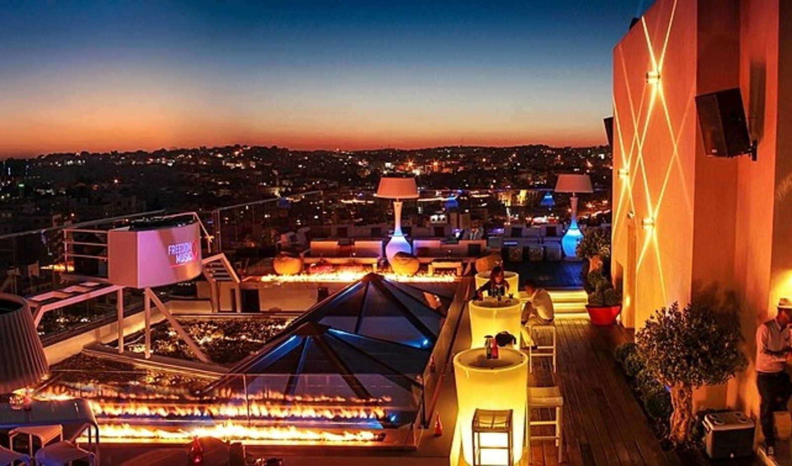 Exploring Rainbow Street: A Cultural & Architectural Gem in Jordan