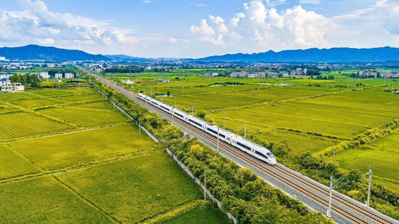 China's Railways at the Forefront of the Smart Era